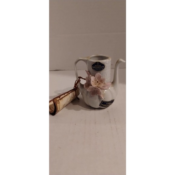 Capodimonte | Accents | Nuova Capodimonte Small Porcelain Pink Floral 3 ...